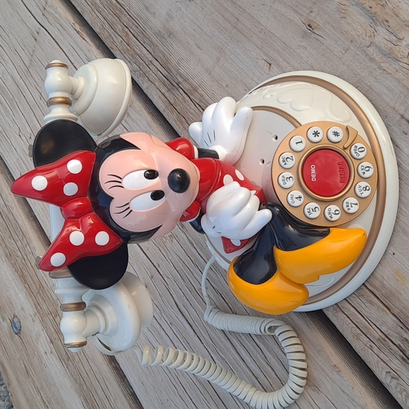 Segan | Toys | Vtg Minnie Mouse Telephone Push Button Disney Voice ...